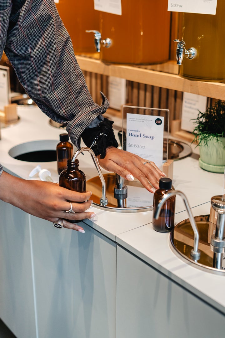 Locations | Earth & Me | Zero-waste Store | New York City